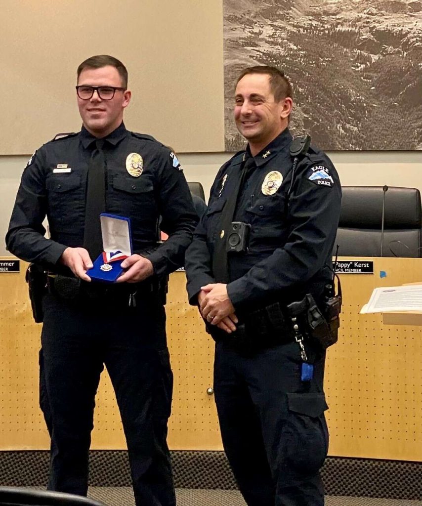 Eagle police officer receives ‘lifesaving award’ | VailDaily.com